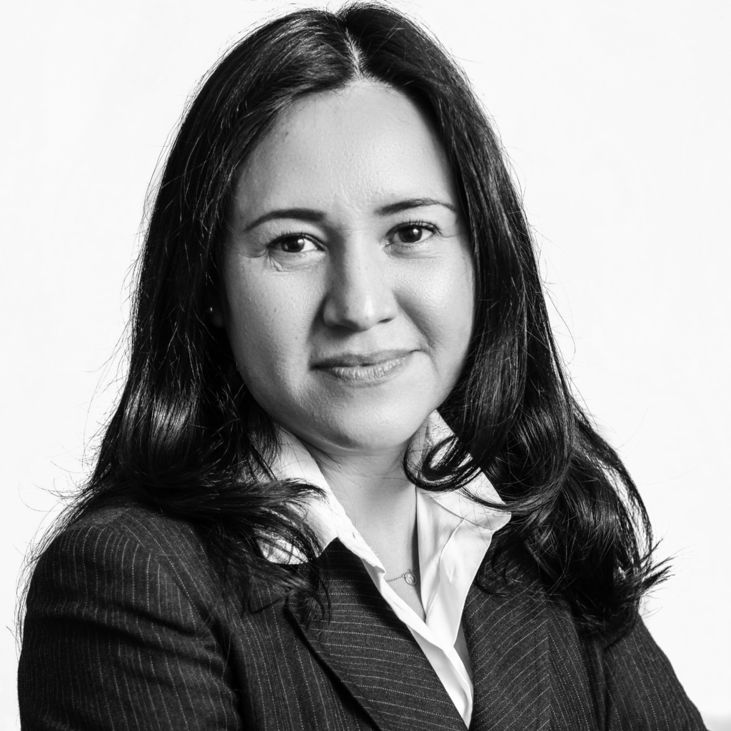 Maru Becker | Vice President | Political Campaigns | GMMB